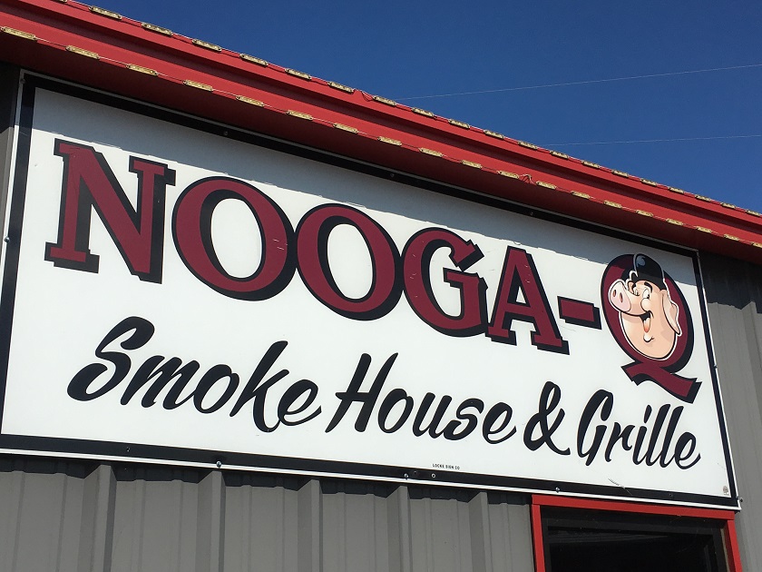 Nooga-Q Smoke House & Grille, Chattanooga TN – Marie, Let's Eat!